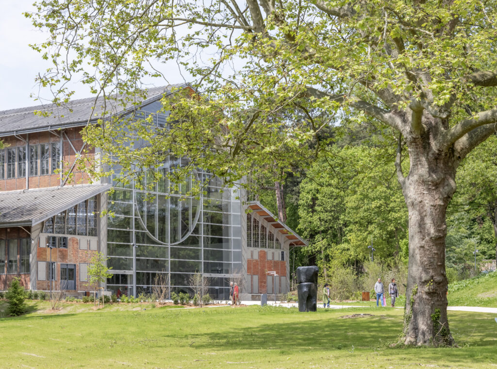 Hangar Y – Paris Meudon